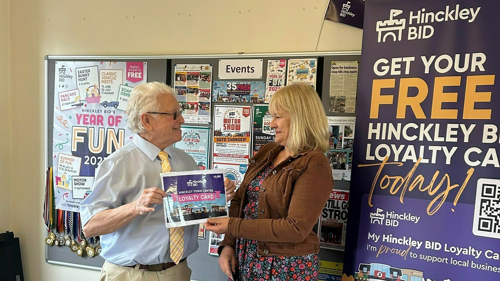 Hinckley BID reward their 10,000th Loyalty Card holder with a £50…