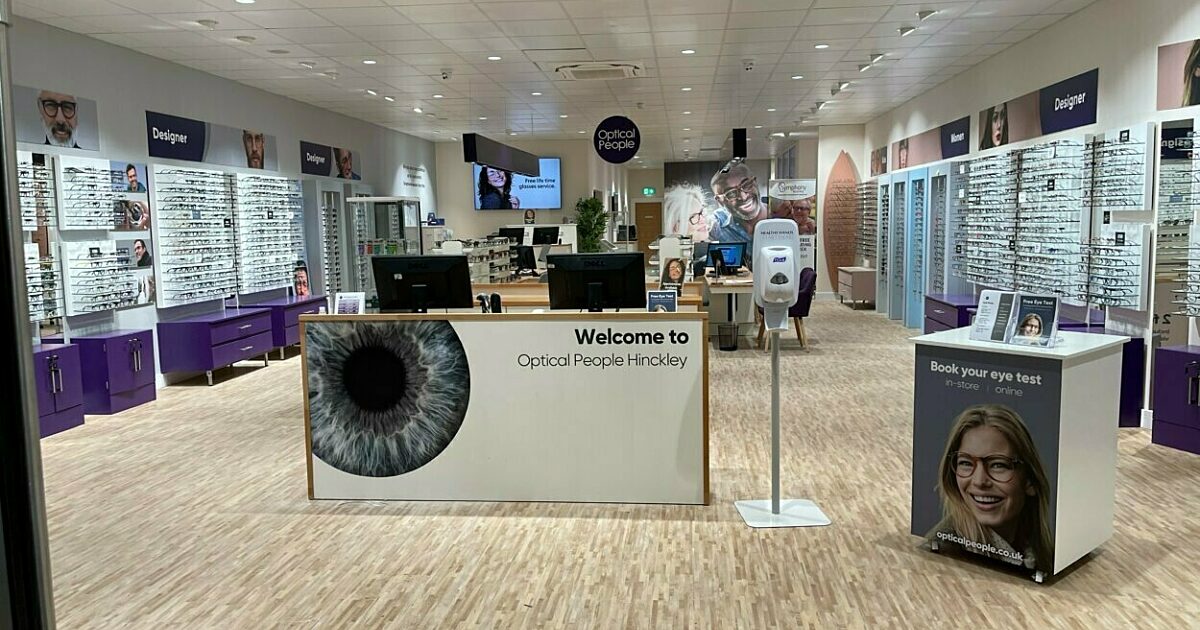 A NEW, independent opticians has opened up on Castle Street